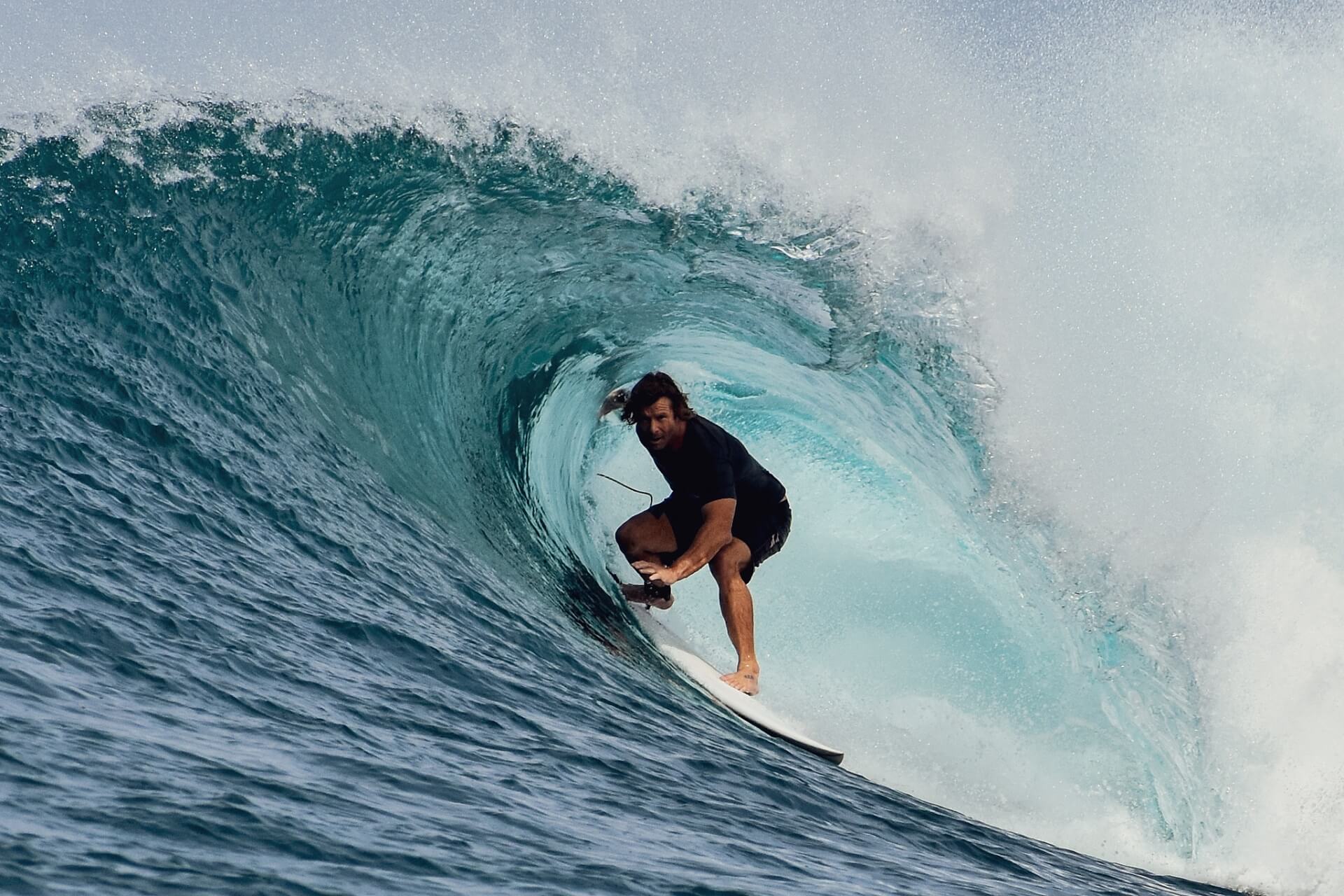 Essential Surfing Gear: Everything You Need for a Perfect Surf Session ...